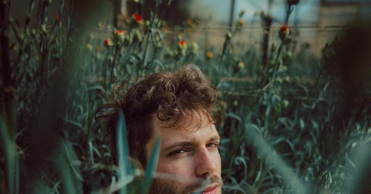 Voz y guitarra, la apuesta ganadora de Pol Pla