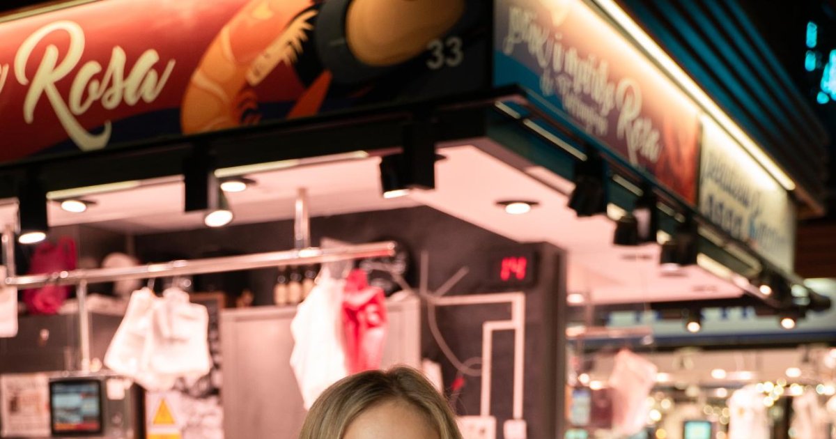 La cantante Alèxia Pascual promociona productos de proximidad en los ...