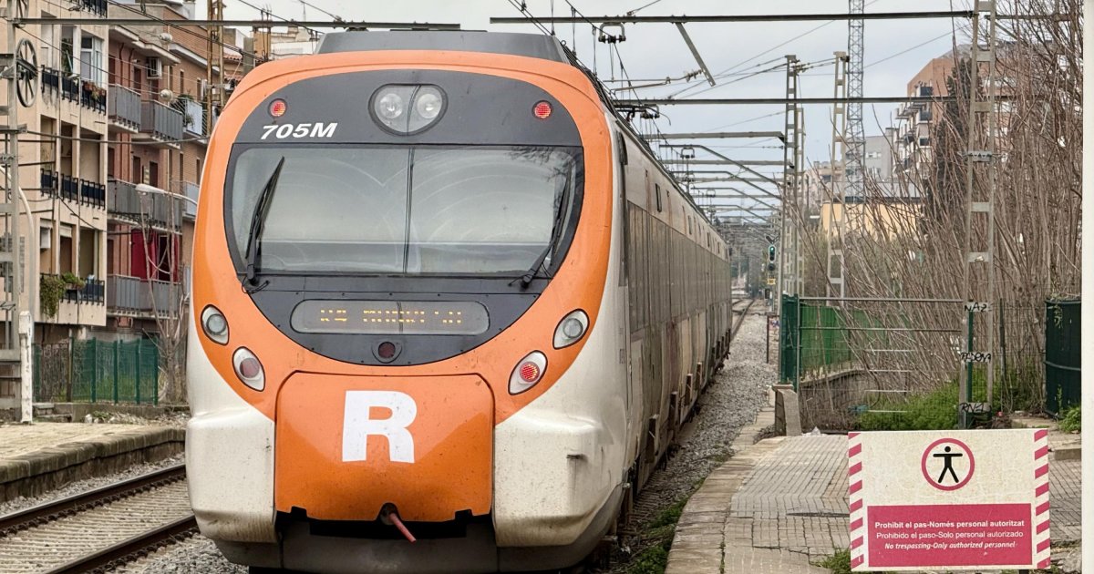 Las líneas R2 sur, R14, R15, R16 y R17 recuperan los horarios una vez ...