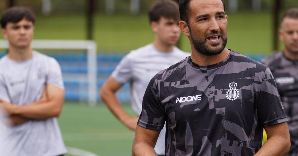 Dani Vidal ya entrena con su nuevo equipo, al Real Avilés Industrial