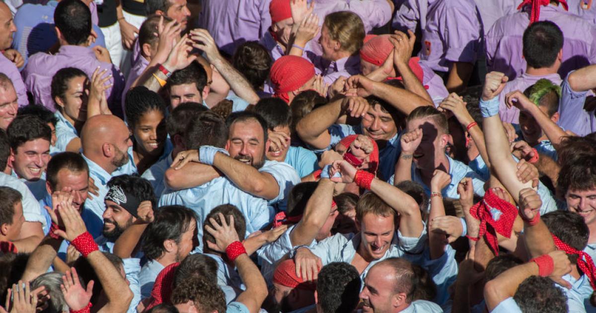La diada del Quadre de Santa Rosalia veu quatre castells de nou pisos