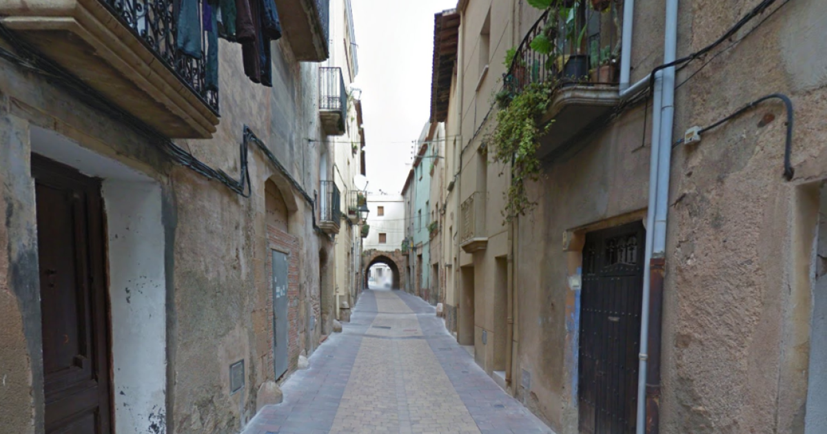 S'ensorra la part posterior d'una casa del carrer Major d'Alcover S'ensorra la part posterior d'una casa del carrer Major d'Alcover