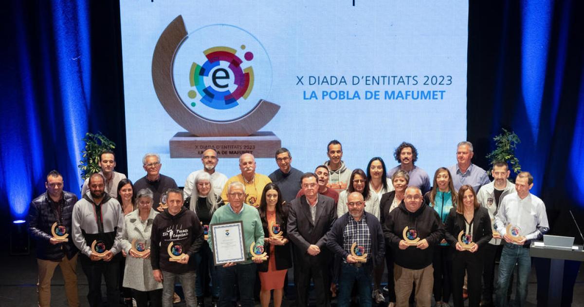 La Pobla de Mafumet reconoce la tarea de las 28 entidades del pueblo
