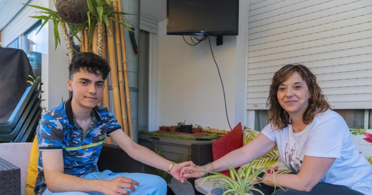 Eric Tello, el adolescente de Reus con un exceso de hueso