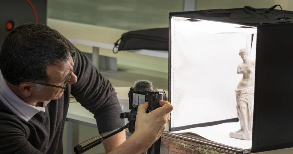 La URV transforma el estudio con la digitalización de elementos históricos