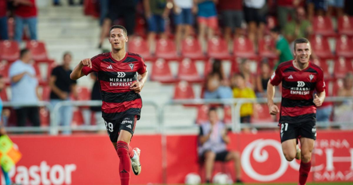 Oficial: Alan Godoy ya es nuevo jugador del Nàstic