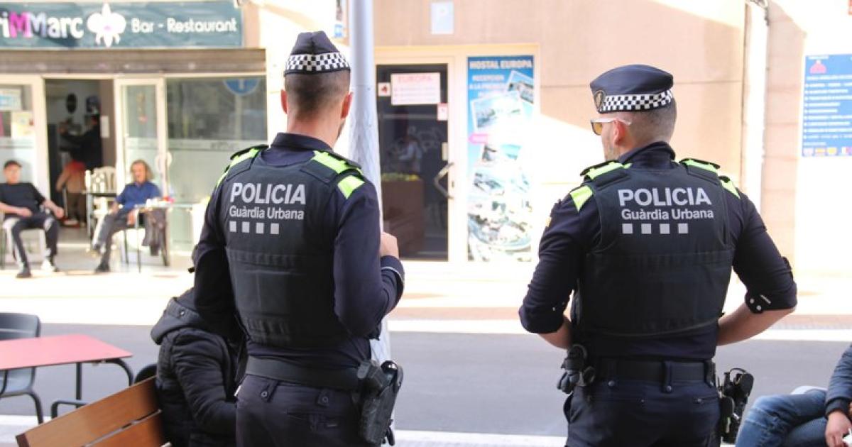 Detenido por robar una cartera y hacer compras en un estanco de Tarragona