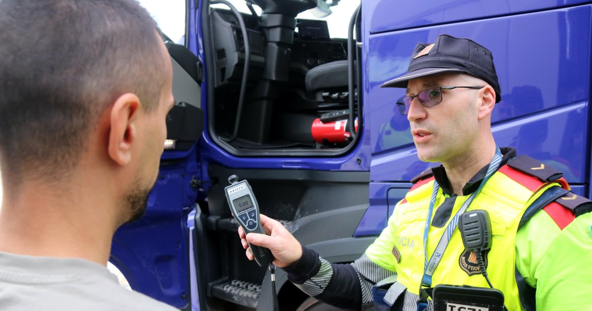 El 0,85% dels conductors circulen sota els efectes de l'alcohol i el 8 ...