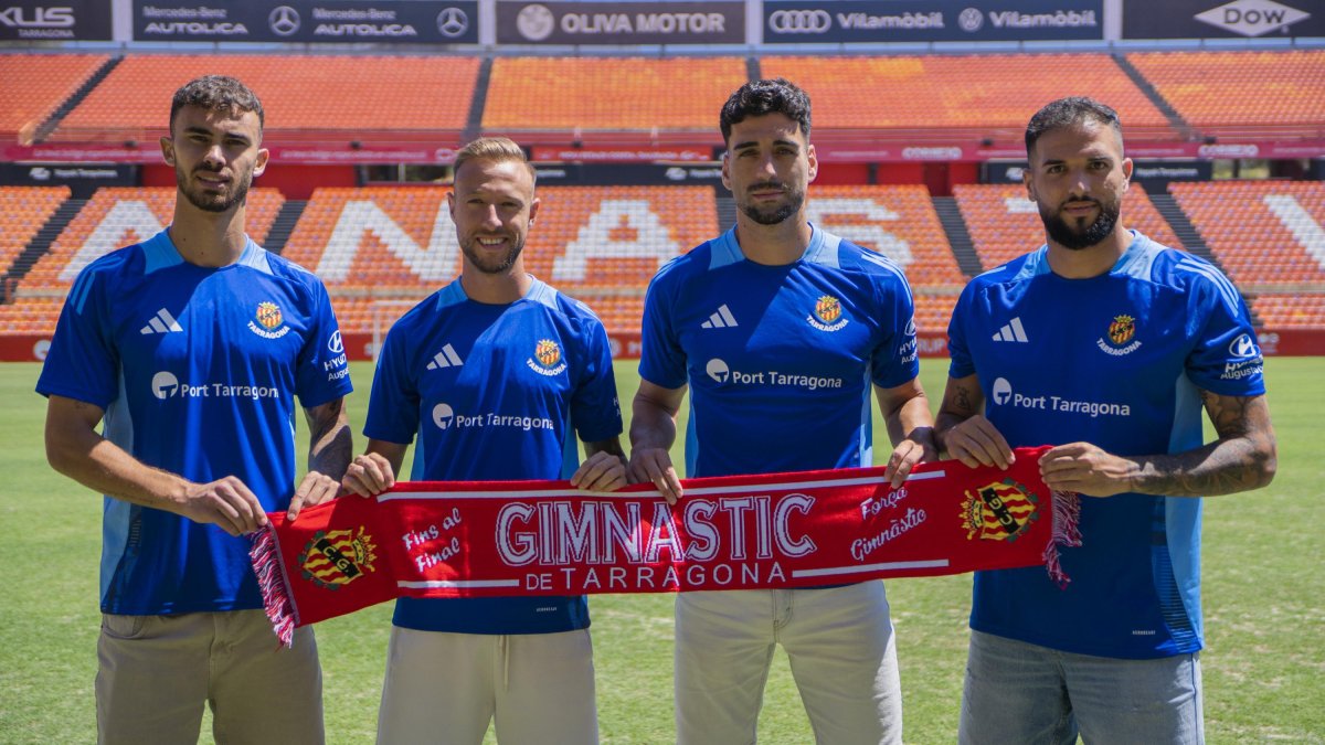 El Nàstic presenta a las primeras cuatro incorporaciones del curso
