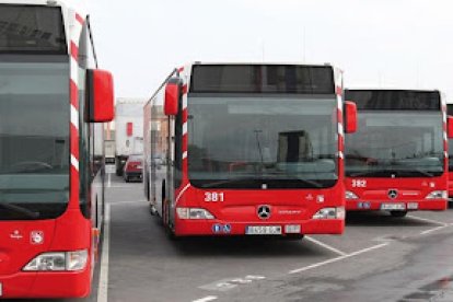 La EMT aprueba la licitación de cuatro autobuses eléctricos