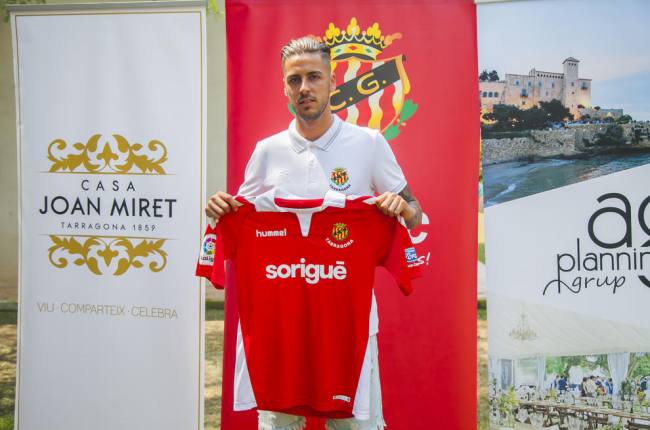 Abeledo tiene cláusula de recompra por parte del Málaga en dos años