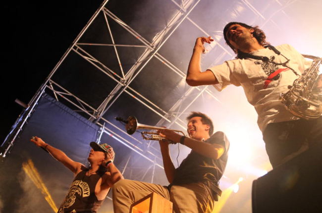 Buhos publica la primera cançó del seu cinquè disc, 'El dia de la victòria'