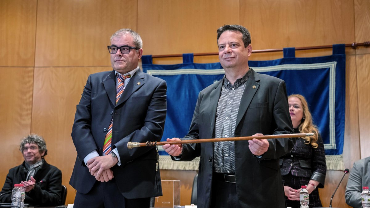 Oliver Klein vuelve a ser el alcalde de Cambrils y empieza a perfilar ...