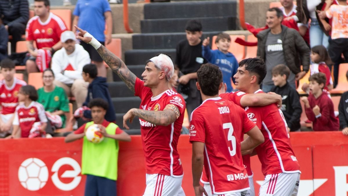 El Nàstic despide a 13 jugadoras y negocia la continuidad de Sanz ...
