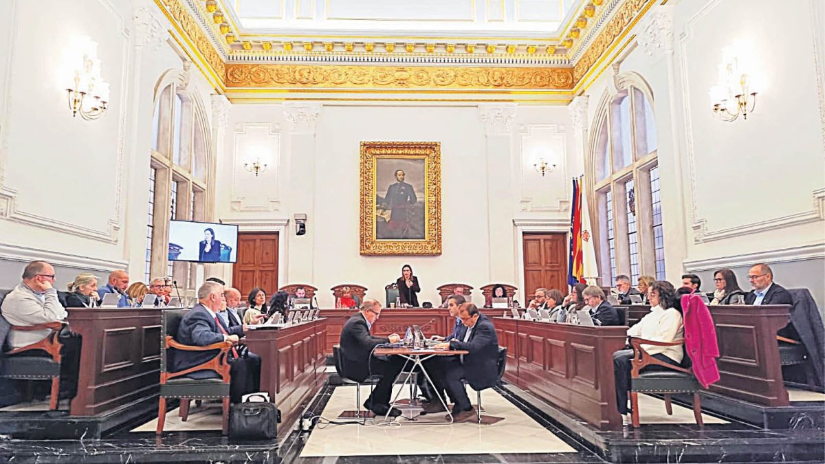 De campanya, com a treball a temps complet