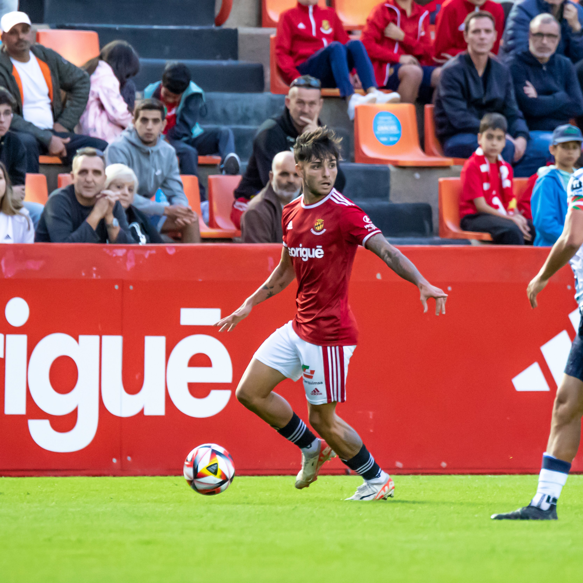 El Nàstic hace oficial la renovación y salida de Marc Álvarez