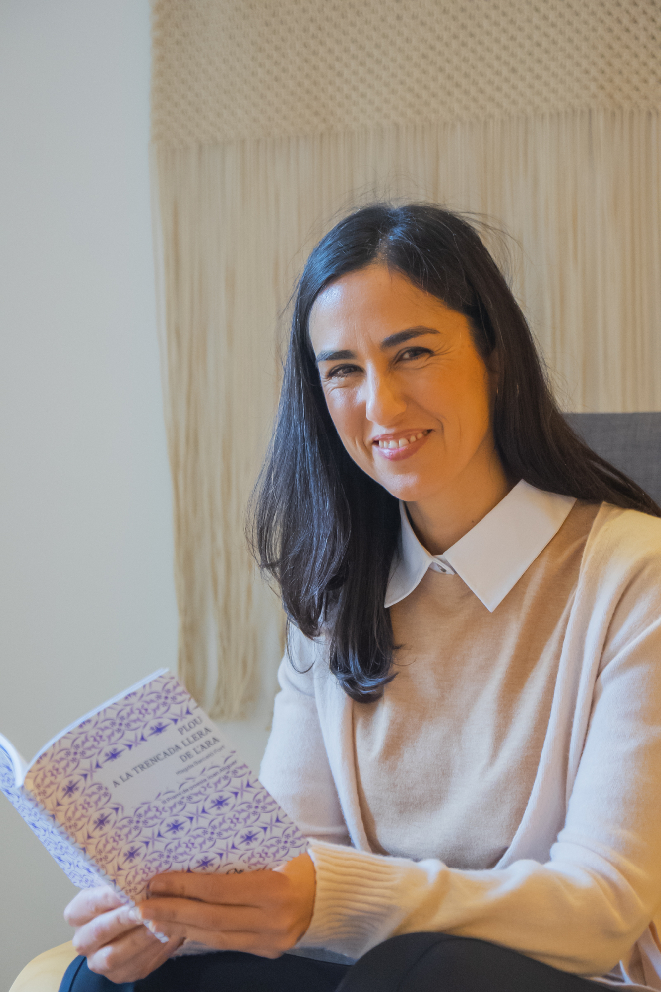 Magda Barceló: «En la buena poesía hay belleza, pero también alguna ...