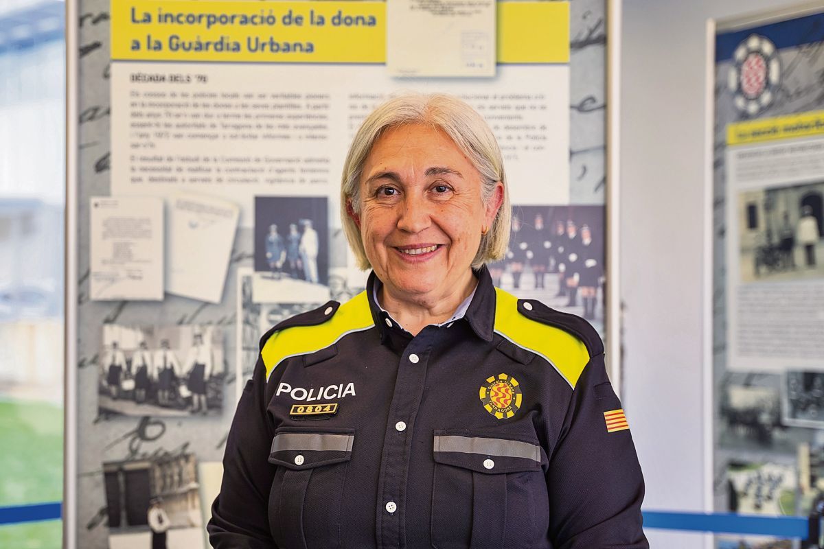 Mari Carmen Dorado: «Vaig ingressar a la Guàrdia Urbana fa 37 anys i ...