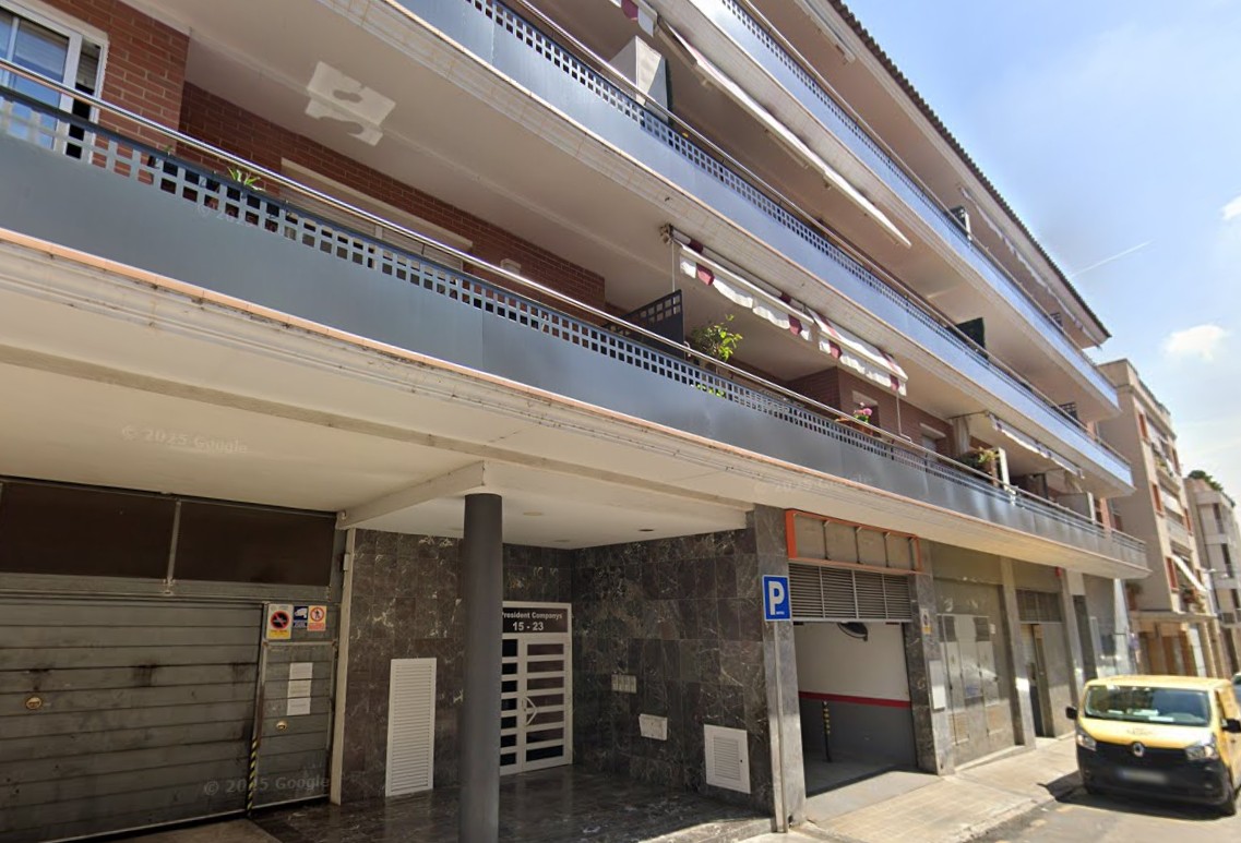 Subastan un piso por 1 euro en El Vendrell: tiene 77 m² y está valorado ...