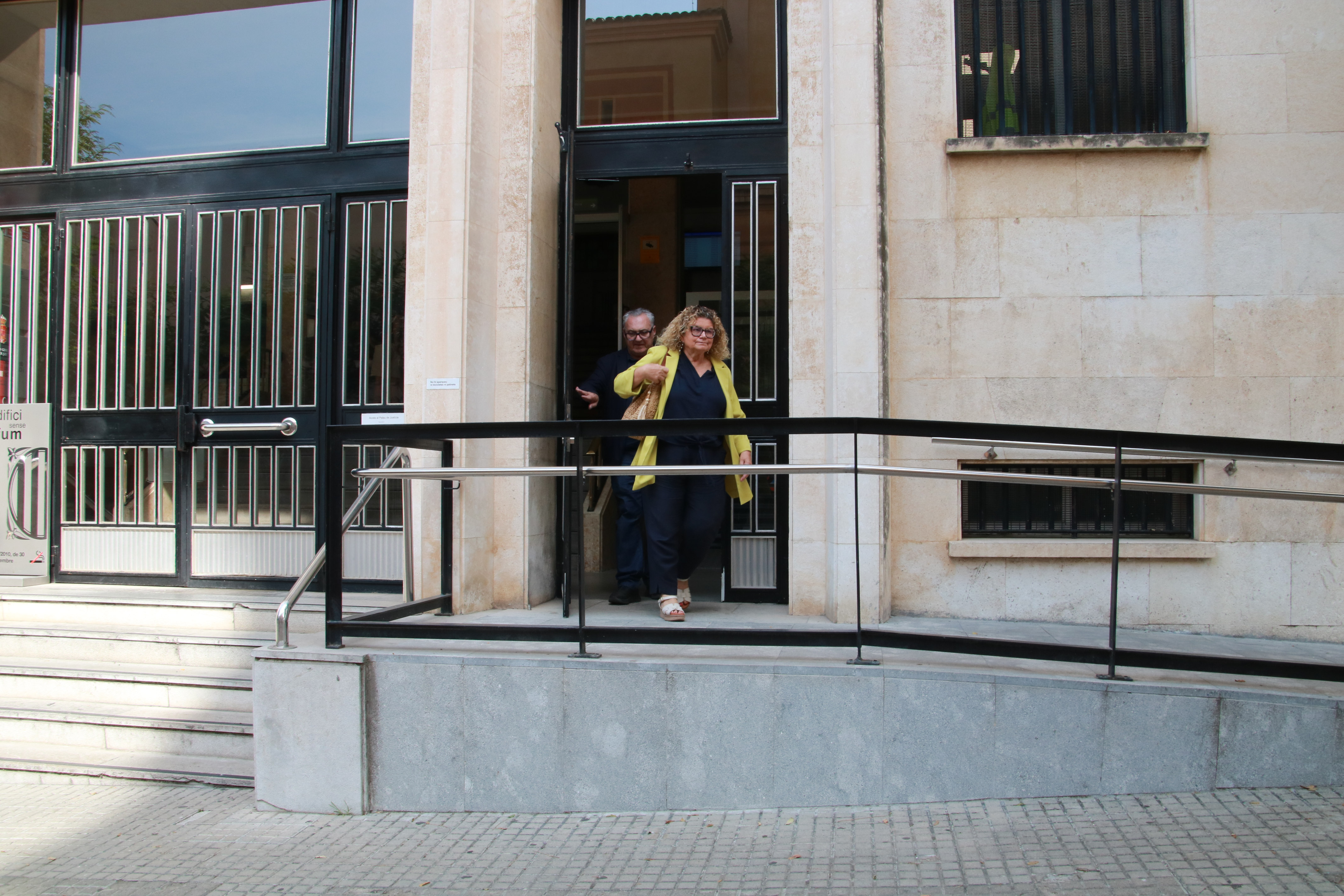 L'exconsellera de Salut Marina Geli es desvincula de la contractació de ...